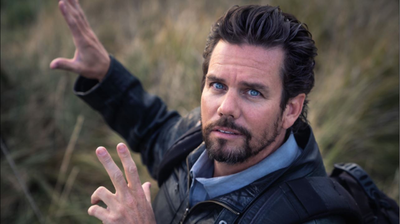 CANVASING THE WORLD WITH SEAN DIEDIKER | American Public Television