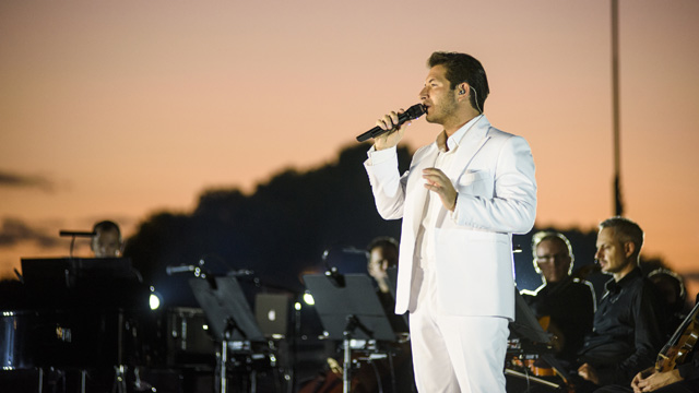 GEORGE PERRIS: A SUNSET IN GREECE | American Public Television